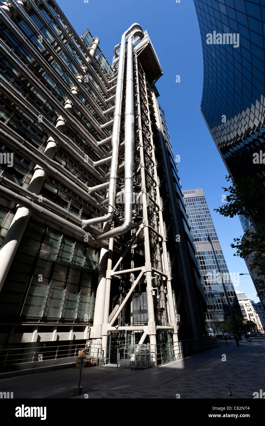 The Lloyd's building at 1 Lime Street, London, England, UK Stock Photo ...