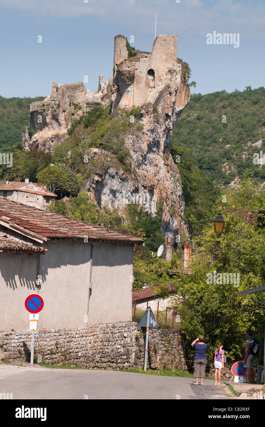 Fortress of Penne, Tarn, Midi Pyrenees, France Stock Photo - Alamy