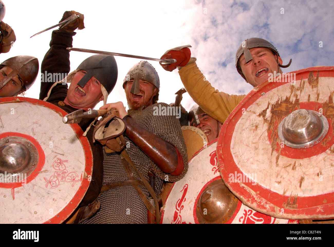 Vikings attack hi-res stock photography and images - Alamy