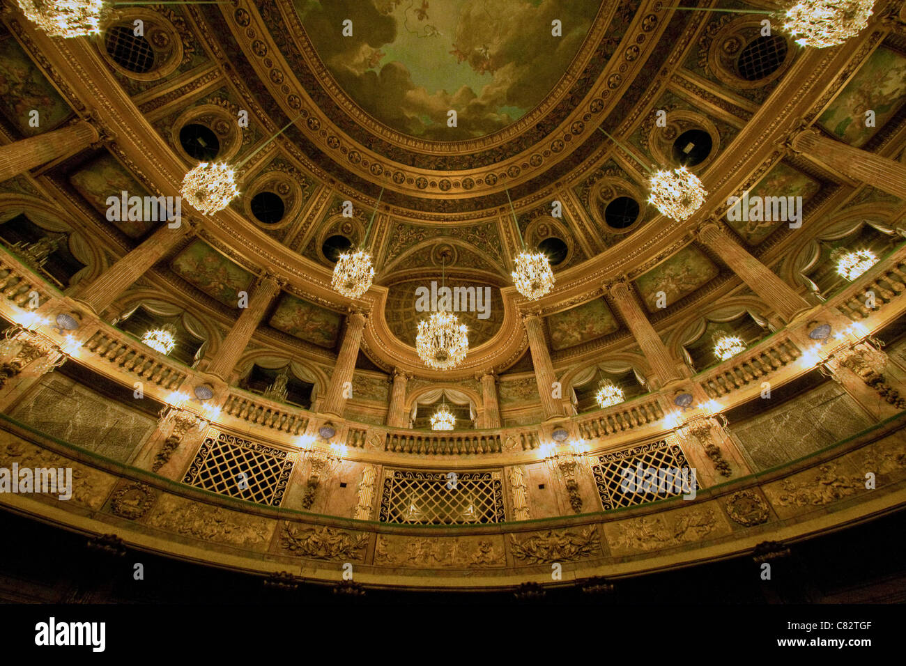 Versailles royal opera hi-res stock photography and images - Alamy