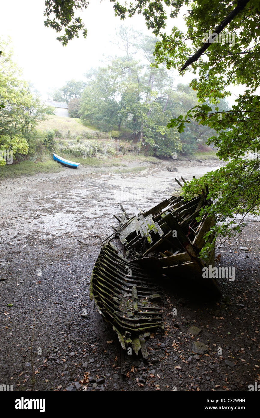 Boat graveyard hi-res stock photography and images - Alamy