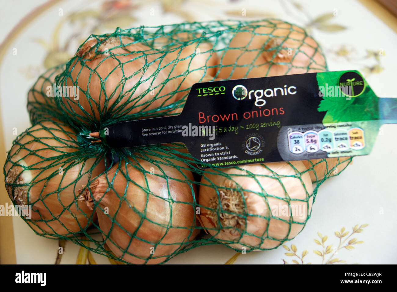 Tesco organic vegetables hi-res stock photography and images - Alamy