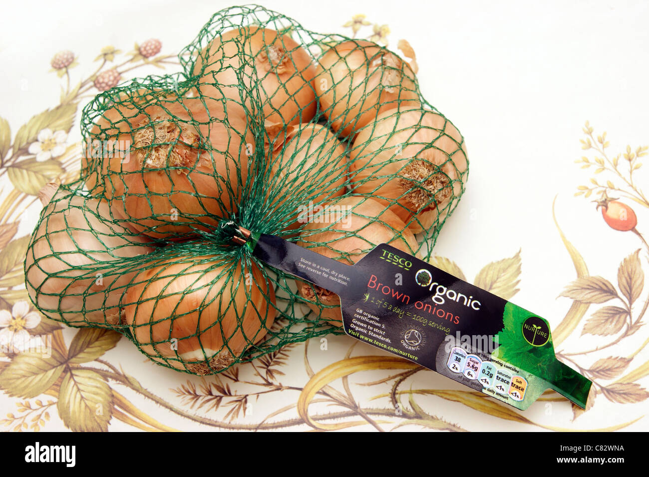 Tesco organic vegetables hi-res stock photography and images - Alamy