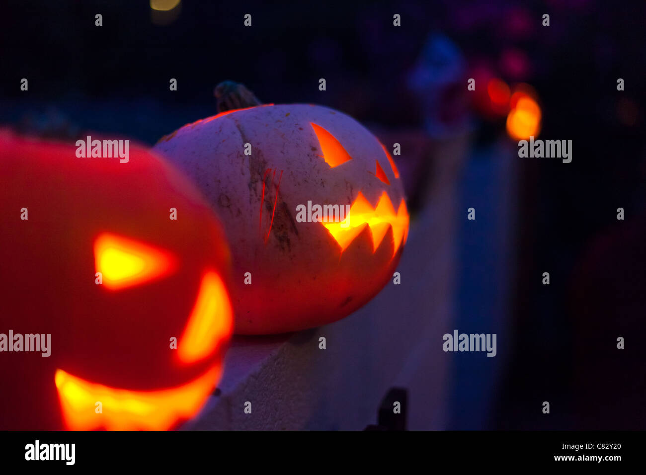 Lit pumpkins hi-res stock photography and images - Alamy