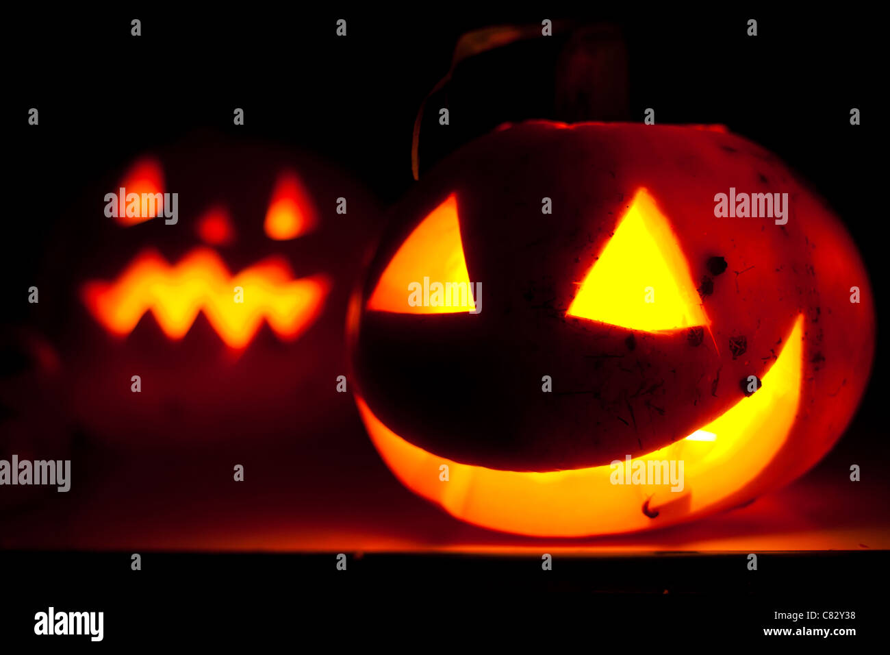 Lit pumpkins hi-res stock photography and images - Alamy
