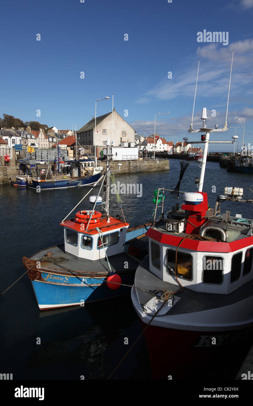 Village of Pittenweem, Scotland. Picturesque view of Pittenweem Harbour ...
