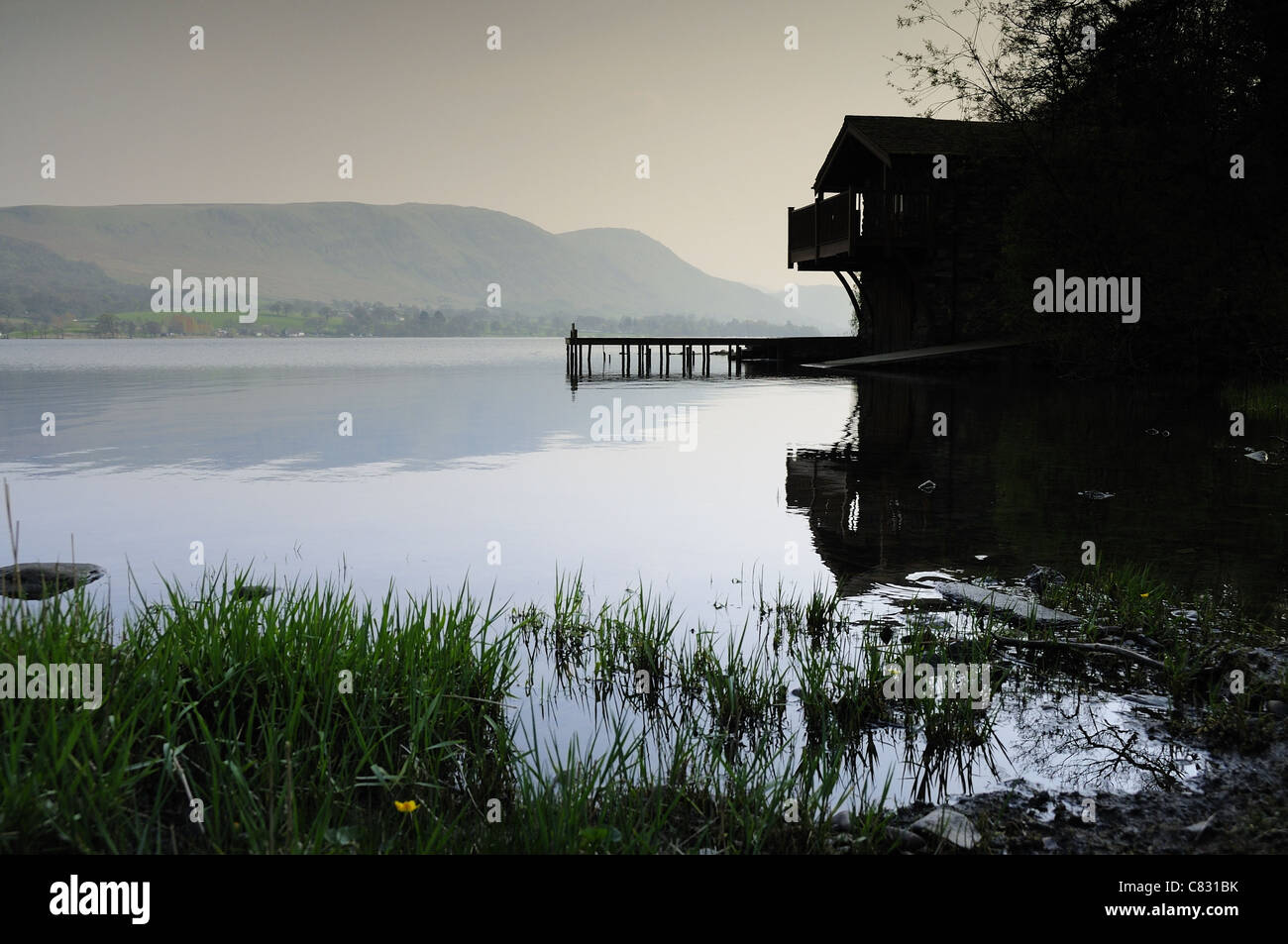 Silhouette of canoeist hi-res stock photography and images - Alamy