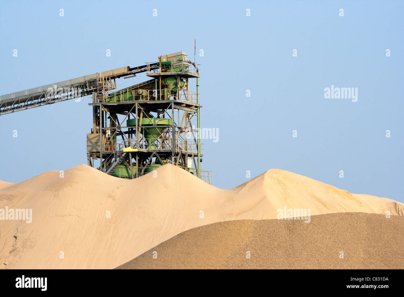 Sand processing plant Stock Photo - Alamy