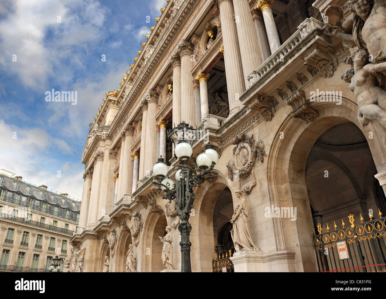 Paris opera ballet hi-res stock photography and images - Alamy