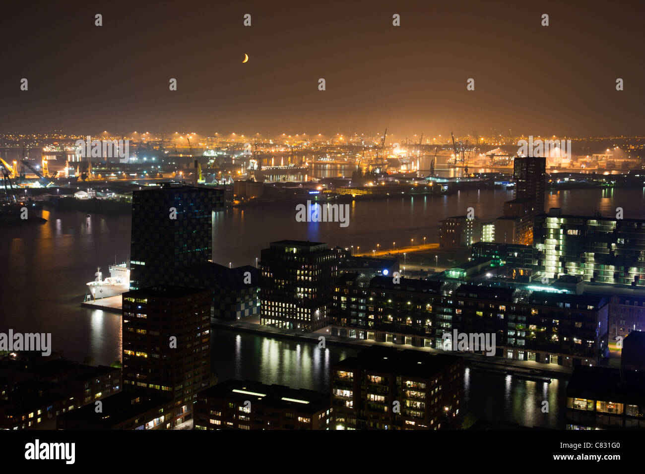 Rotterdam loading hi-res stock photography and images - Alamy