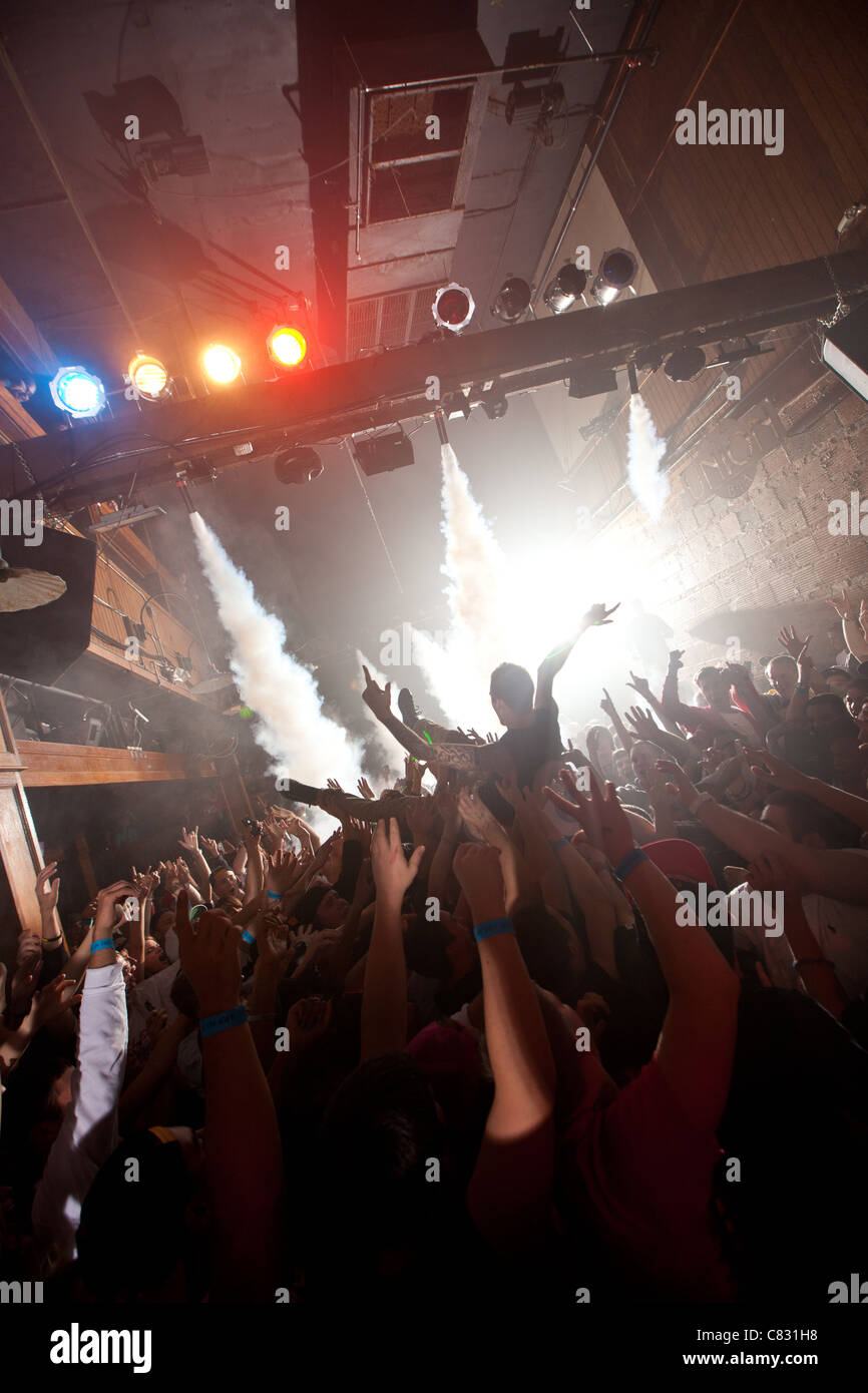 Machine gun kelly concert hi-res stock photography and images - Alamy