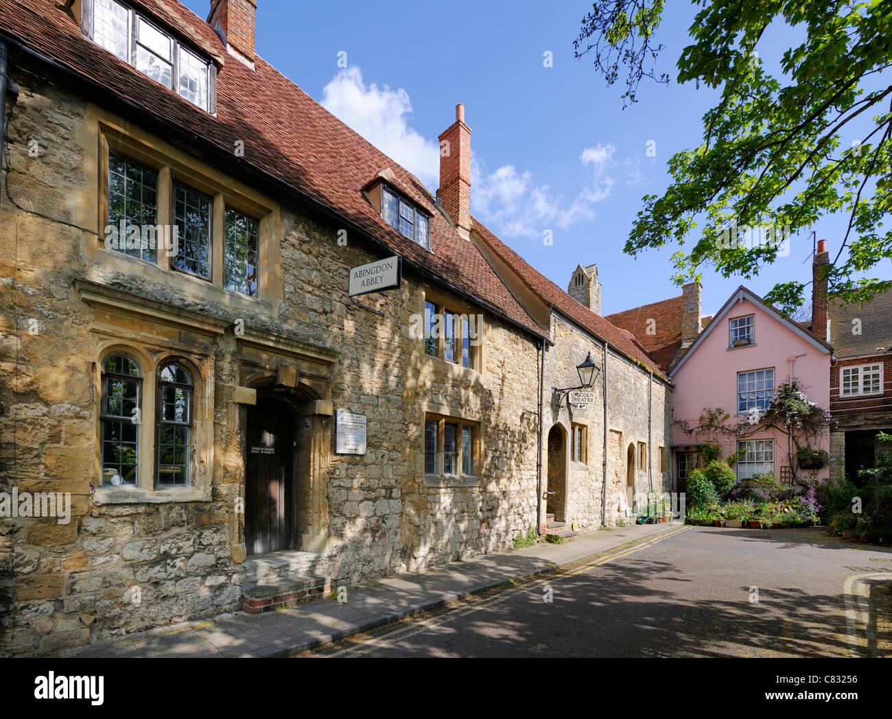Abingdon Abbey Entrance & Unicorn Theatre, Oxfordshire Stock Photo - Alamy Abingdon Abbey Entrance & Unicorn Theatre, Oxfordshire Stock Photo - Alamy