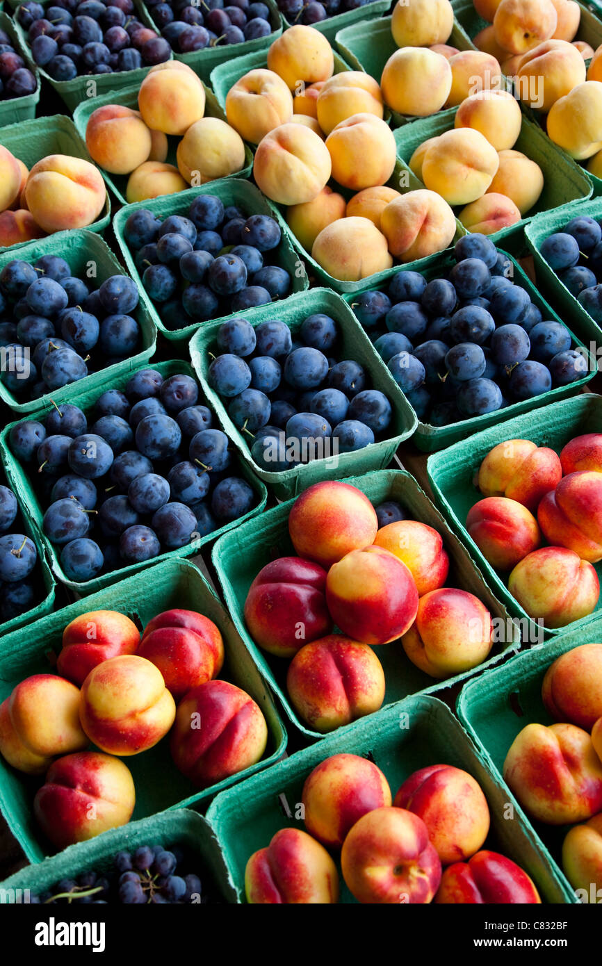 Fruit and peach hi-res stock photography and images - Alamy