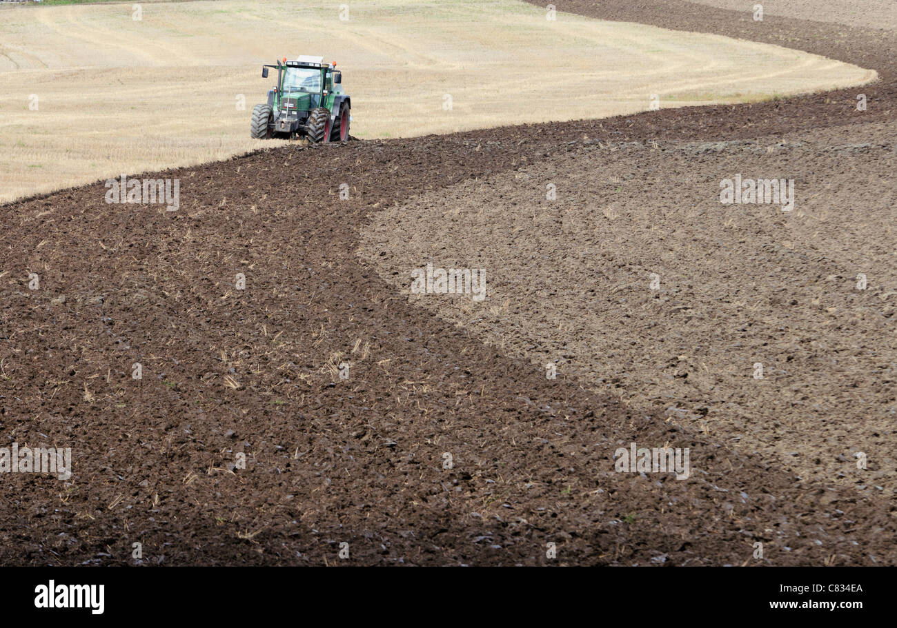 Tractor plowing farm field hi-res stock photography and images - Alamy