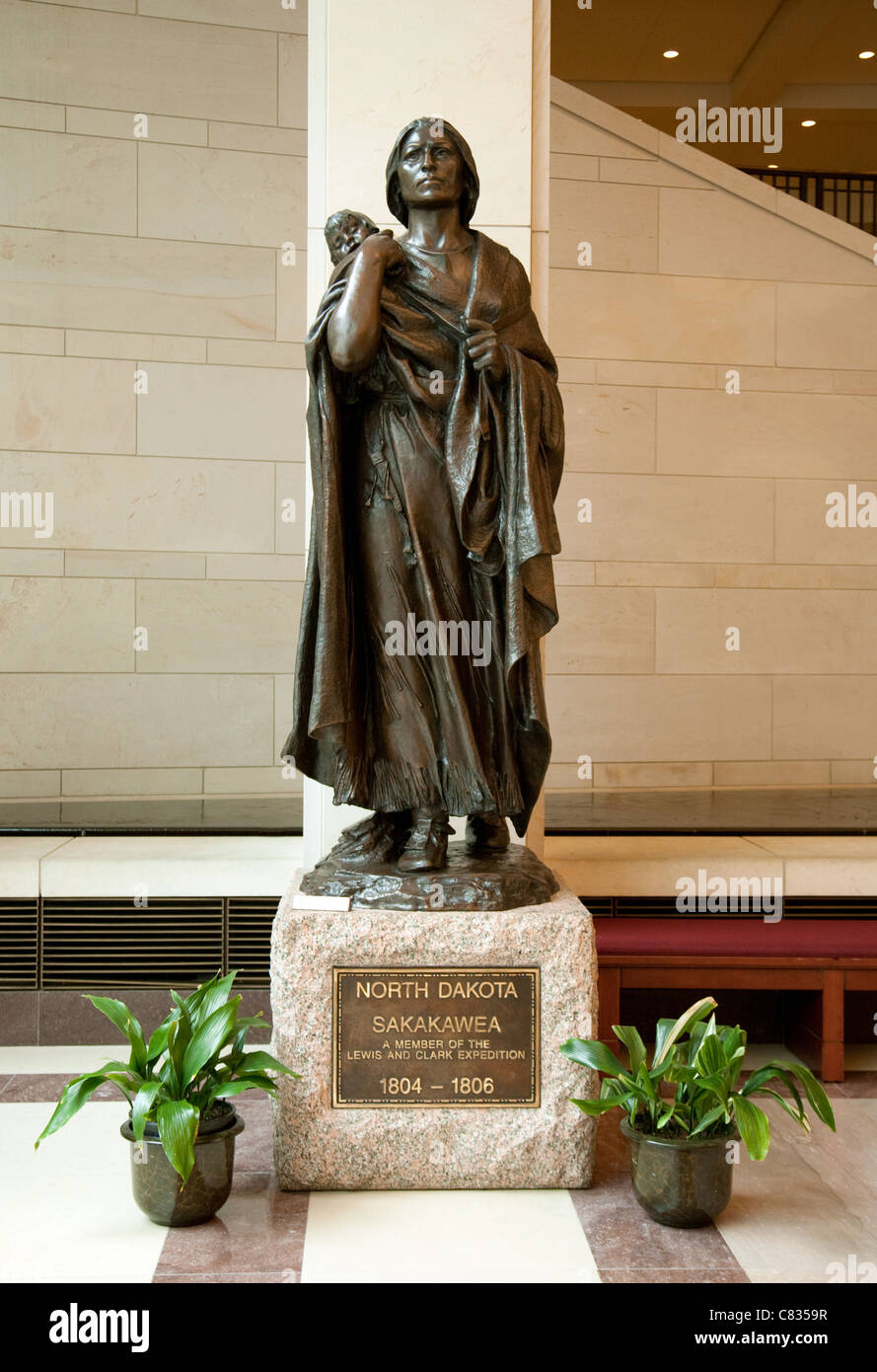 Statue of Sakakawea (Sacagawea), Capitol building, Washington DC USA ...