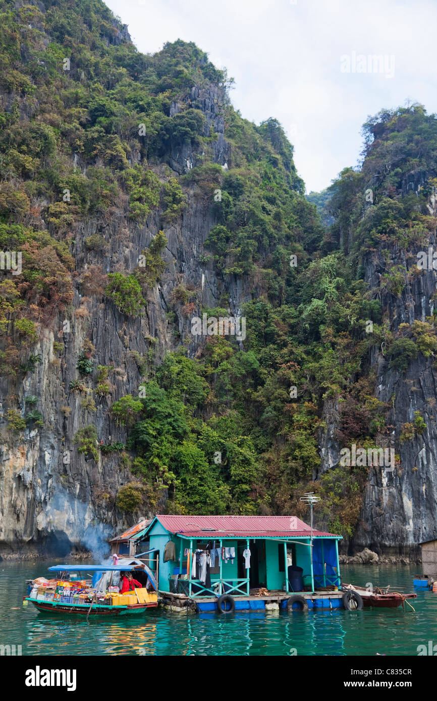 Vietnam, Halong Bay, Floating Village Stock Photo - Alamy