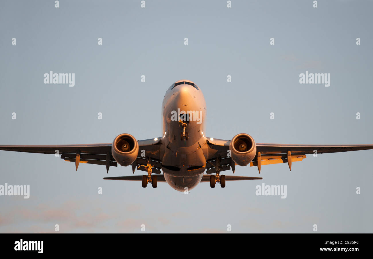 Engines background hi-res stock photography and images - Alamy