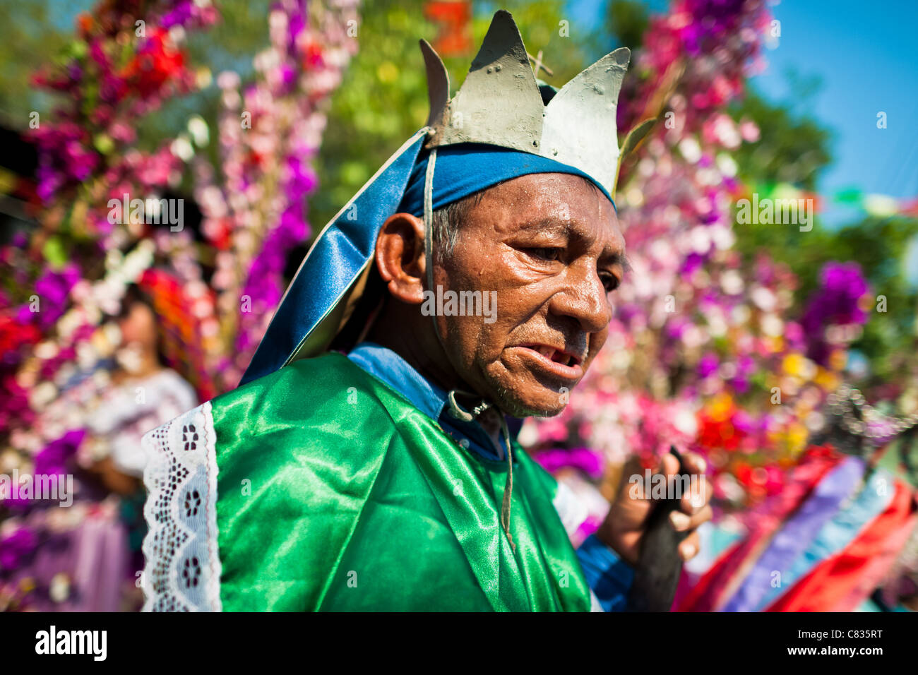Moros y cristianos dance hi-res stock photography and images - Alamy