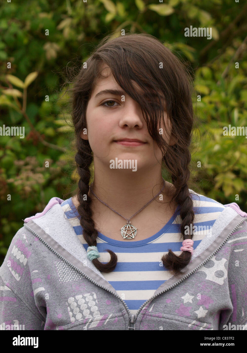 Pretty thirteen year old girl hi-res stock photography and images - Alamy