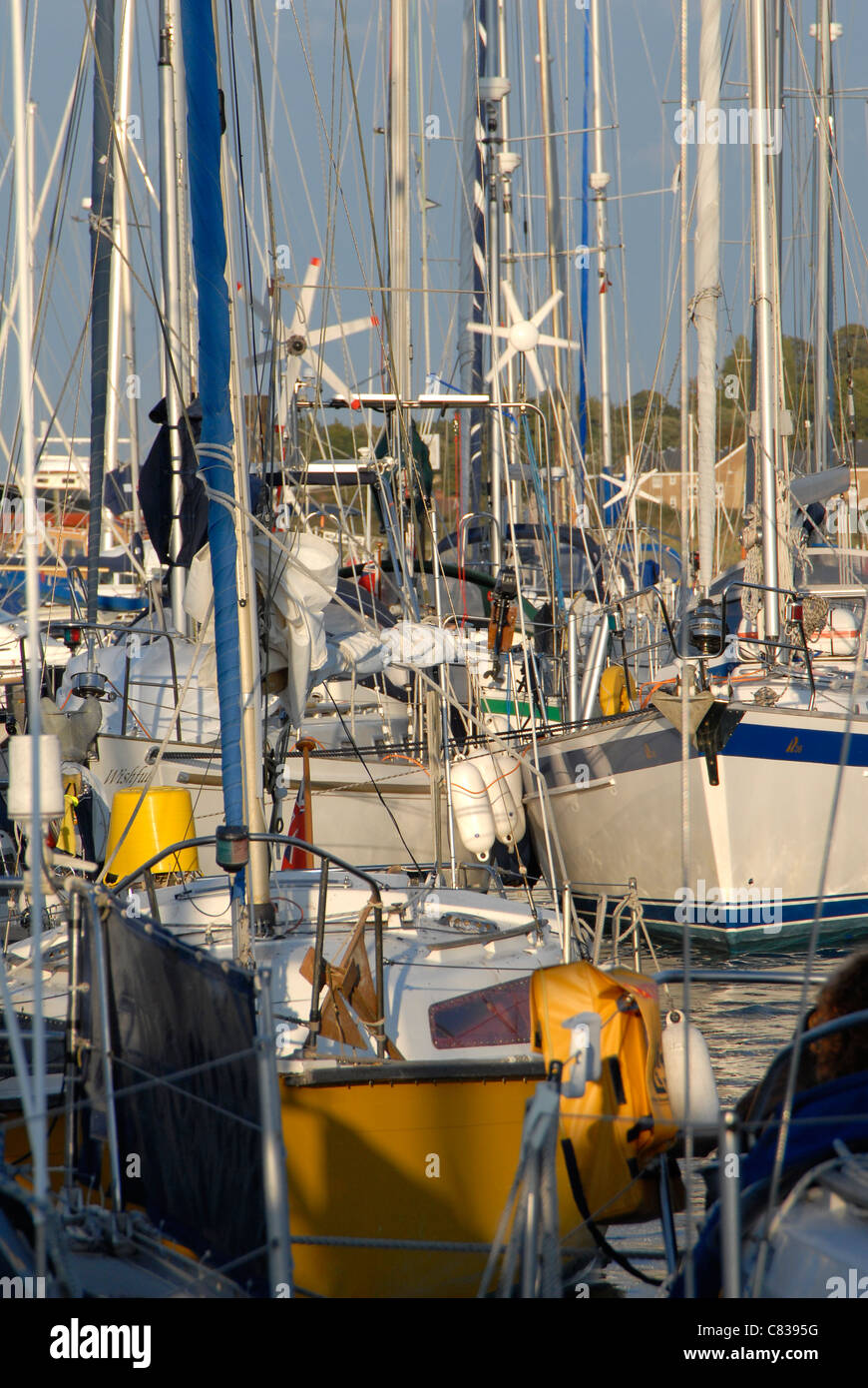 Mooring masts hi-res stock photography and images - Alamy