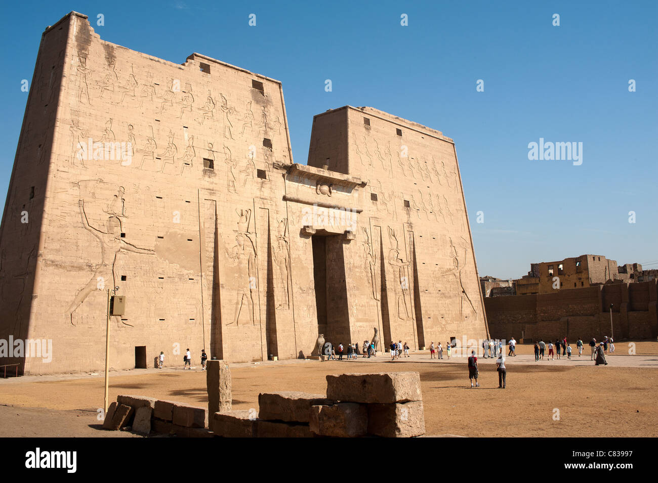 Temple of Horus, Edfu, Egypt Stock Photo - Alamy
