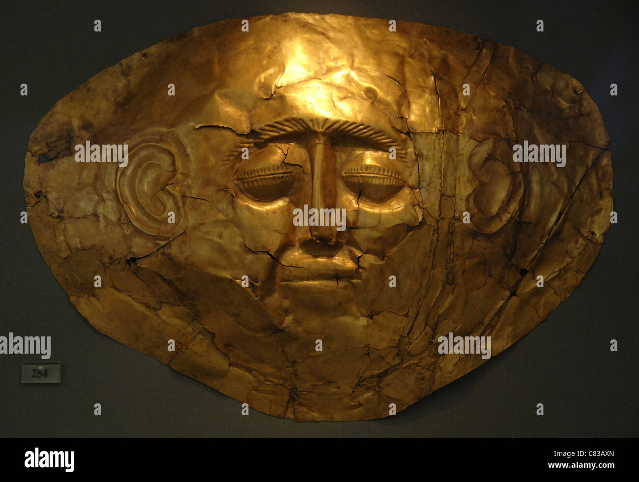 Mycenaean art. Greece. Funerary Mask in gold foil embossing. Found in ...