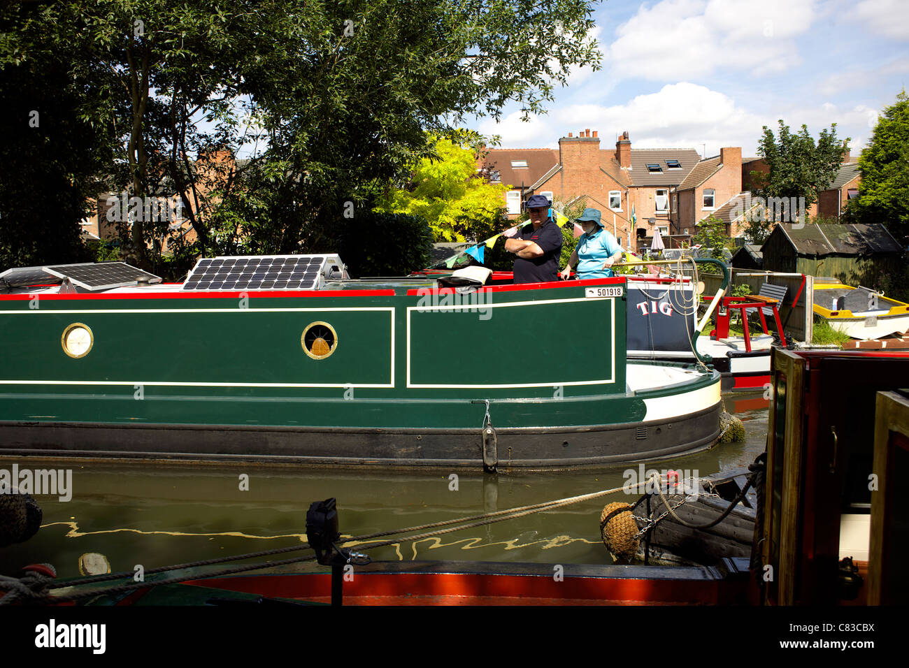Solar panels on narrowboat roof hi-res stock photography and images - Alamy
