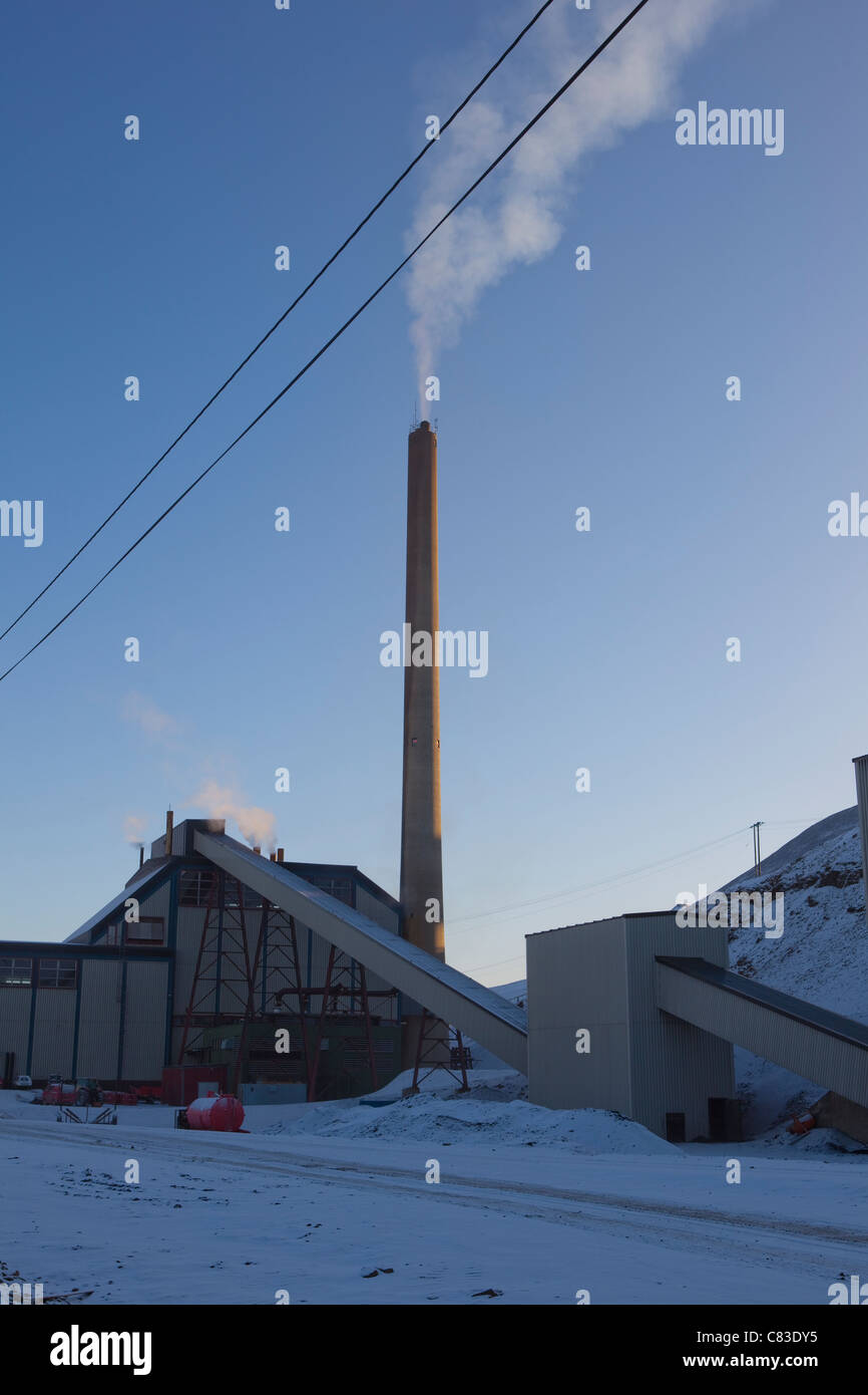 EnergiverkCoal power station in Arctic town of Longyearbyen, Svalbard ...