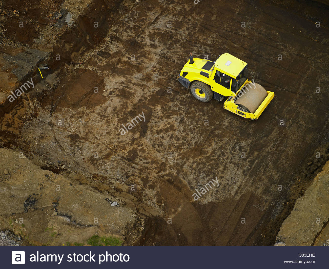 Bulldozer Dirt Stock Photos & Bulldozer Dirt Stock Images - Alamy
