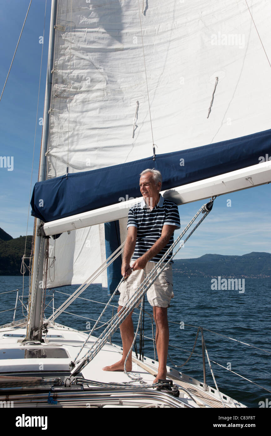 Older people sailing hi-res stock photography and images - Alamy