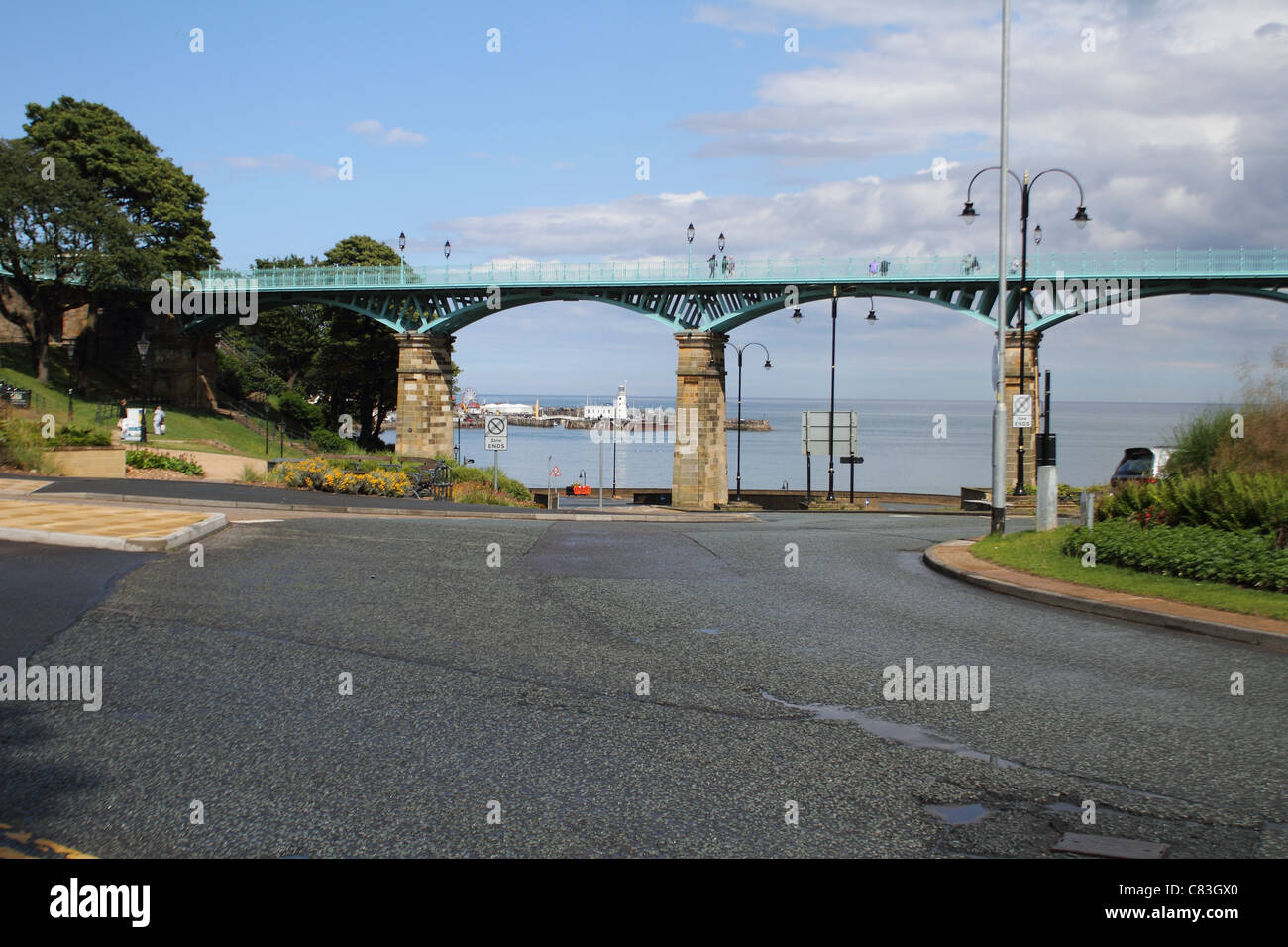 Scarborough valley bridge hi-res stock photography and images - Alamy
