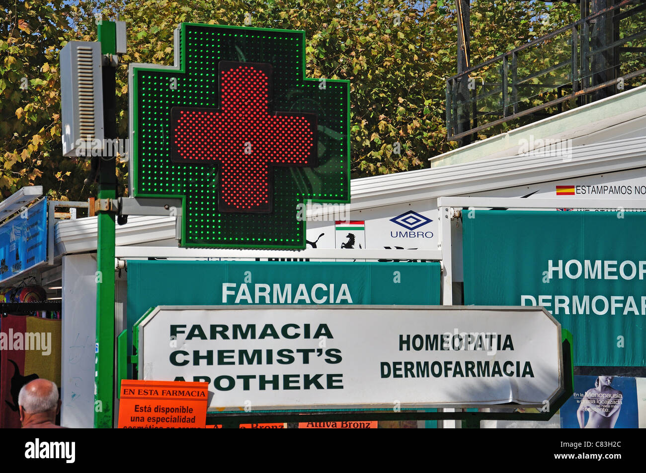 Temperature sign hi-res stock photography and images - Alamy