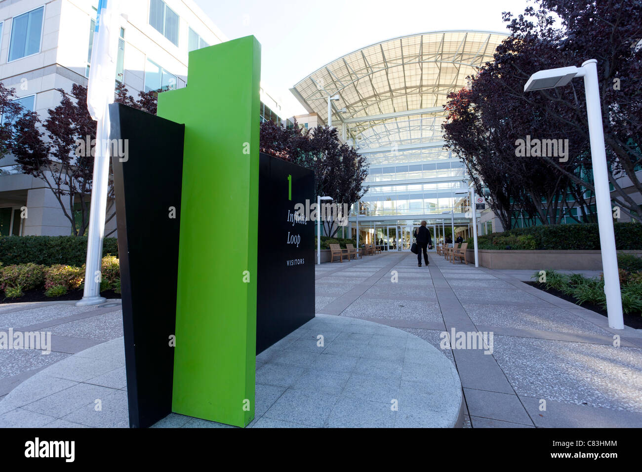 Apple Computer Headquarters, 1 Infinite Loop, Cupertino, California ...
