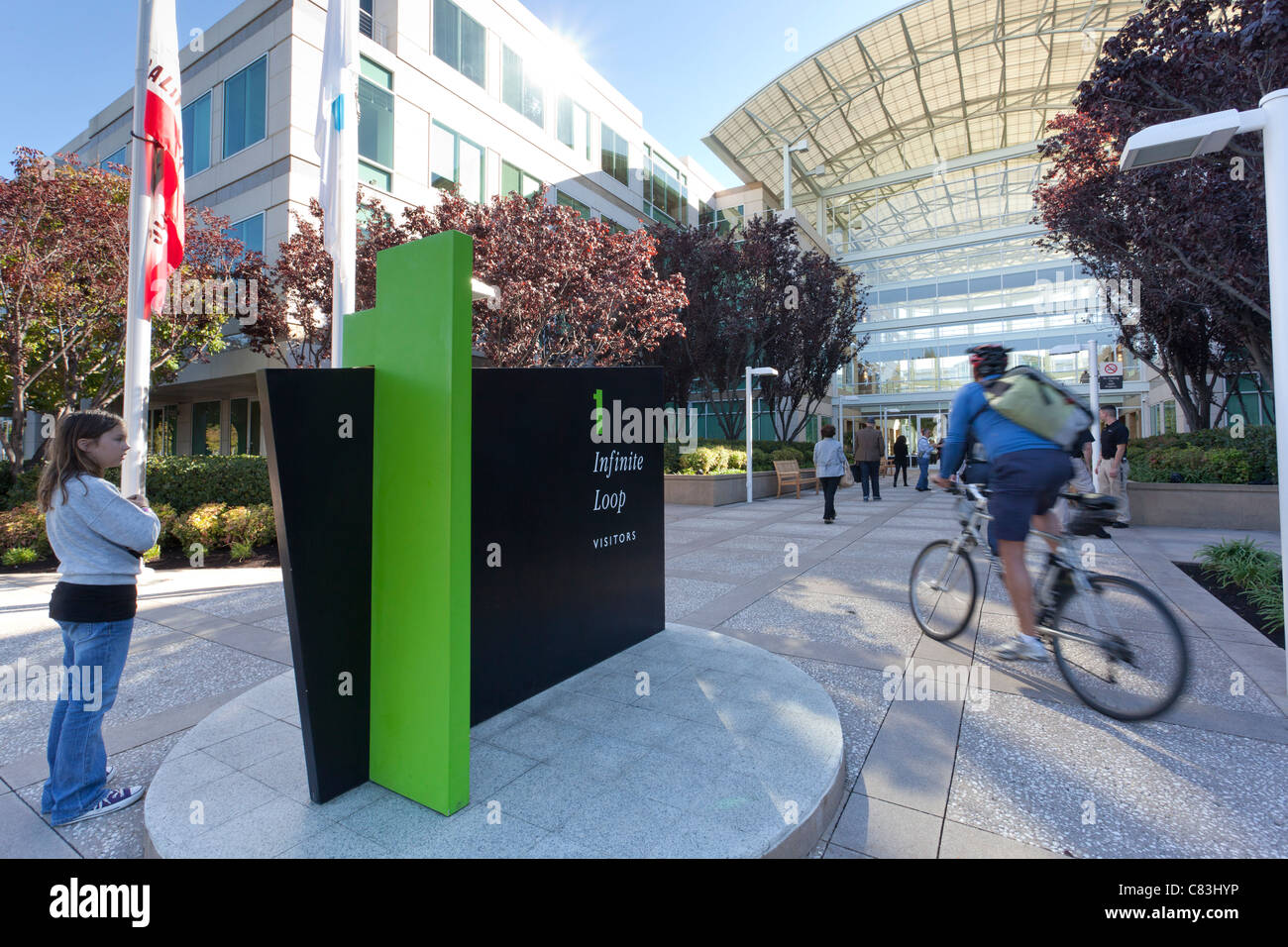 Apple Computer Headquarters, 1 Infinite Loop, Cupertino, California ...