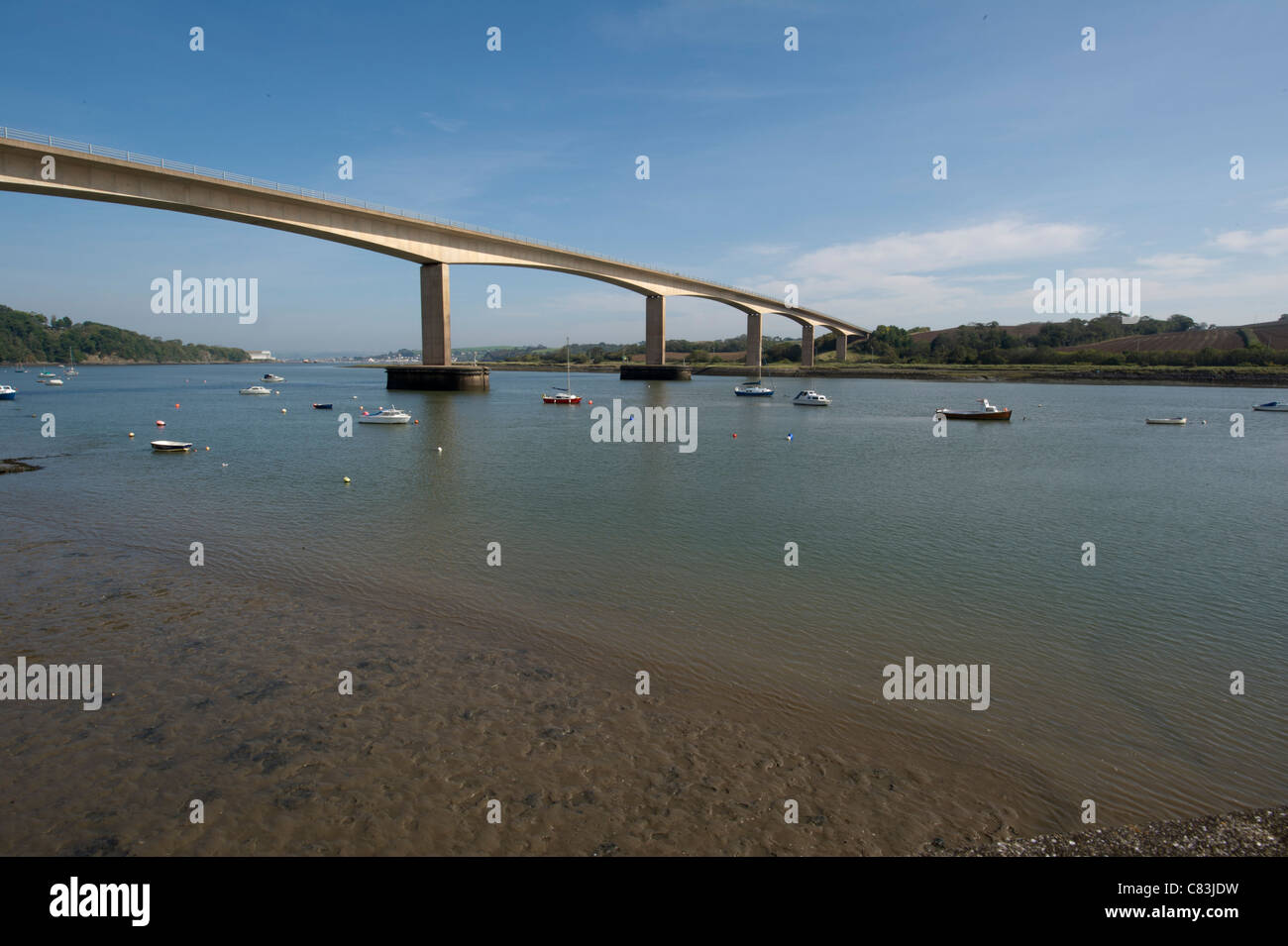 torridge bridge at Bideford, Devon with boats anchored in river Stock ...