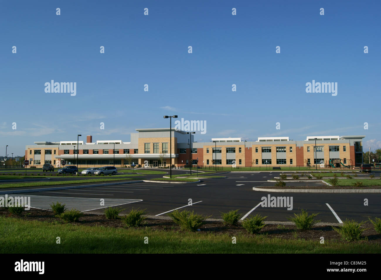 Schools buildings hi-res stock photography and images - Alamy