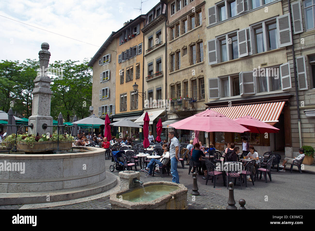 Old town geneva switzerland hi-res stock photography and images - Alamy