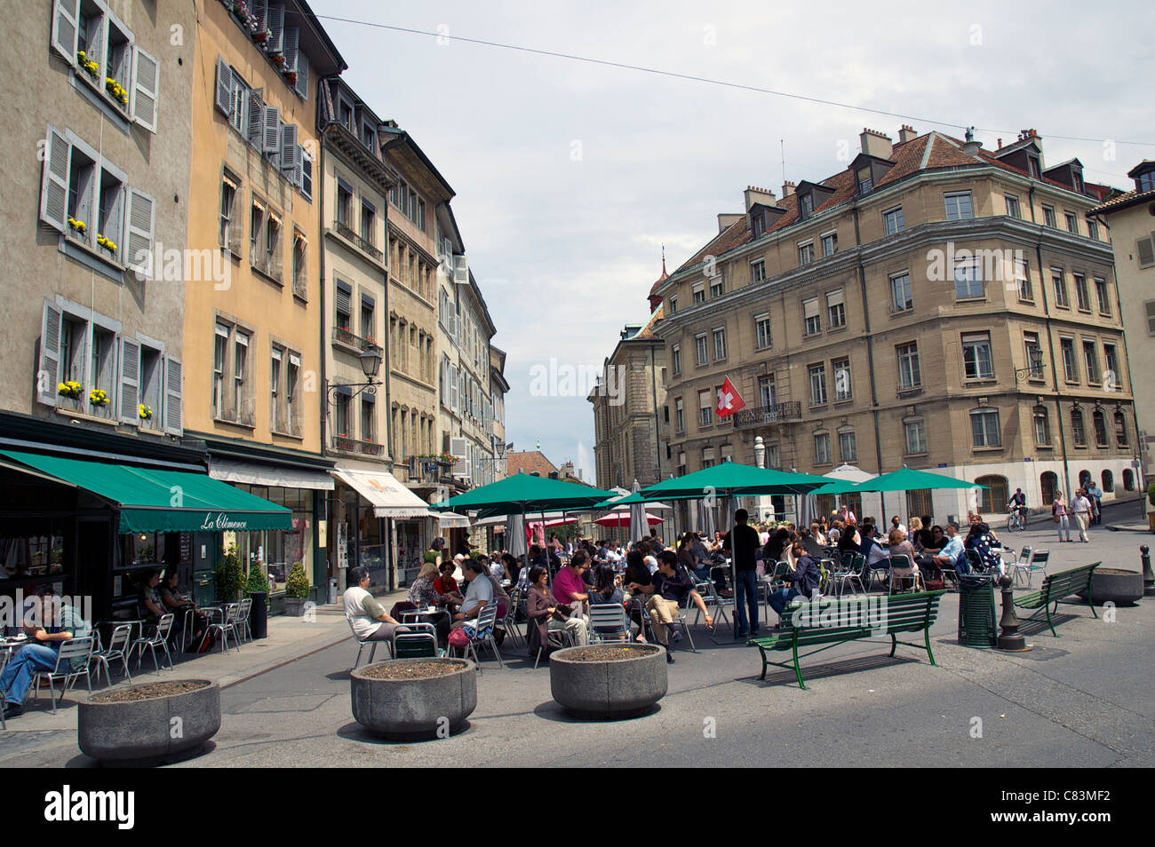 Old town of geneva hi-res stock photography and images - Alamy