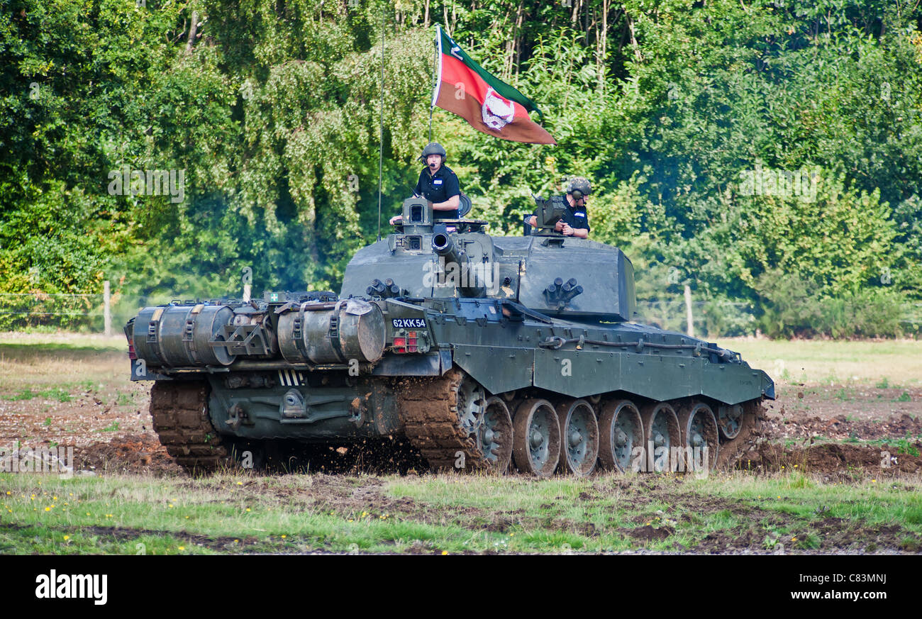 Challenger 2 tank hi-res stock photography and images - Alamy