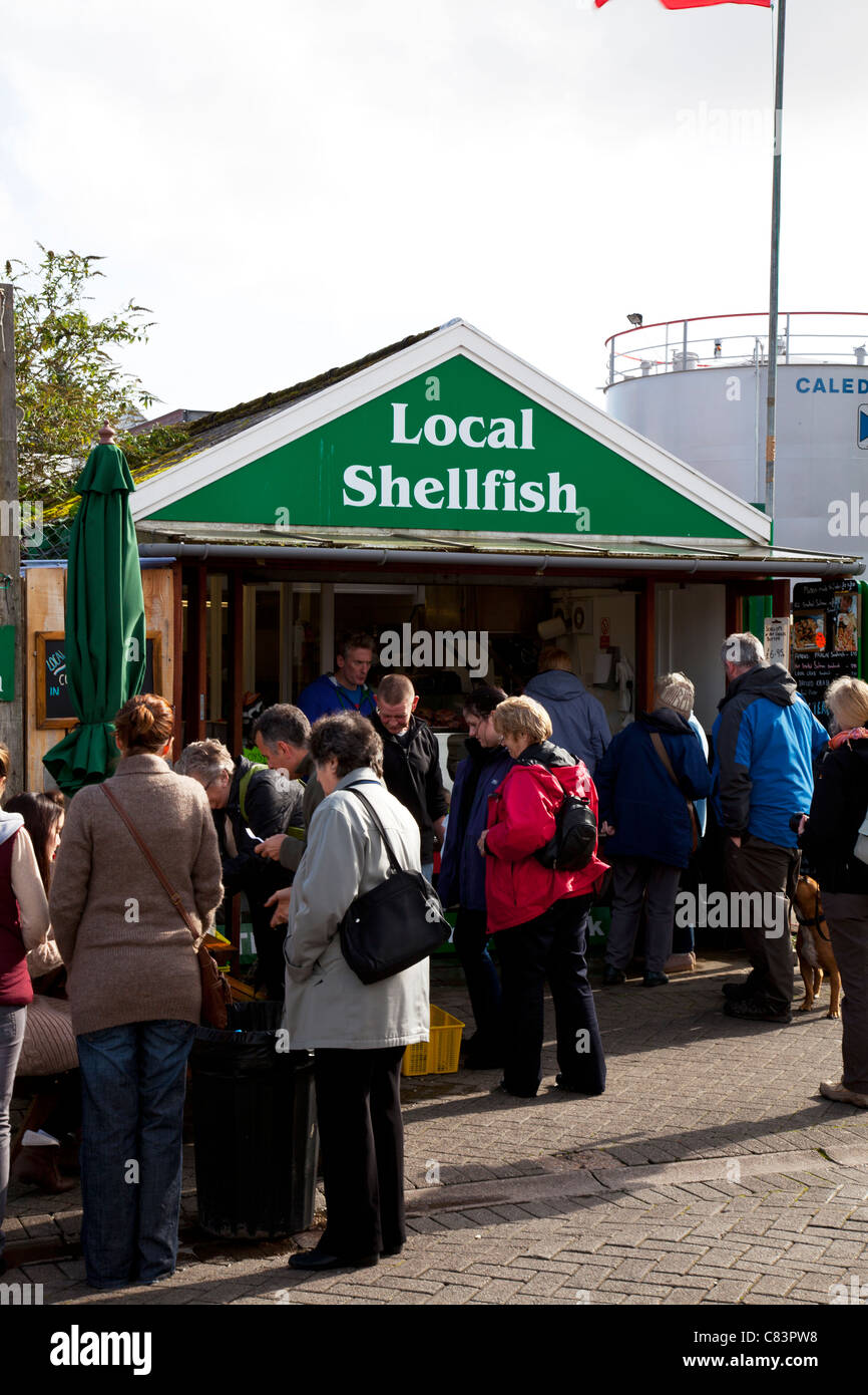 Shellfish stall hi-res stock photography and images - Alamy