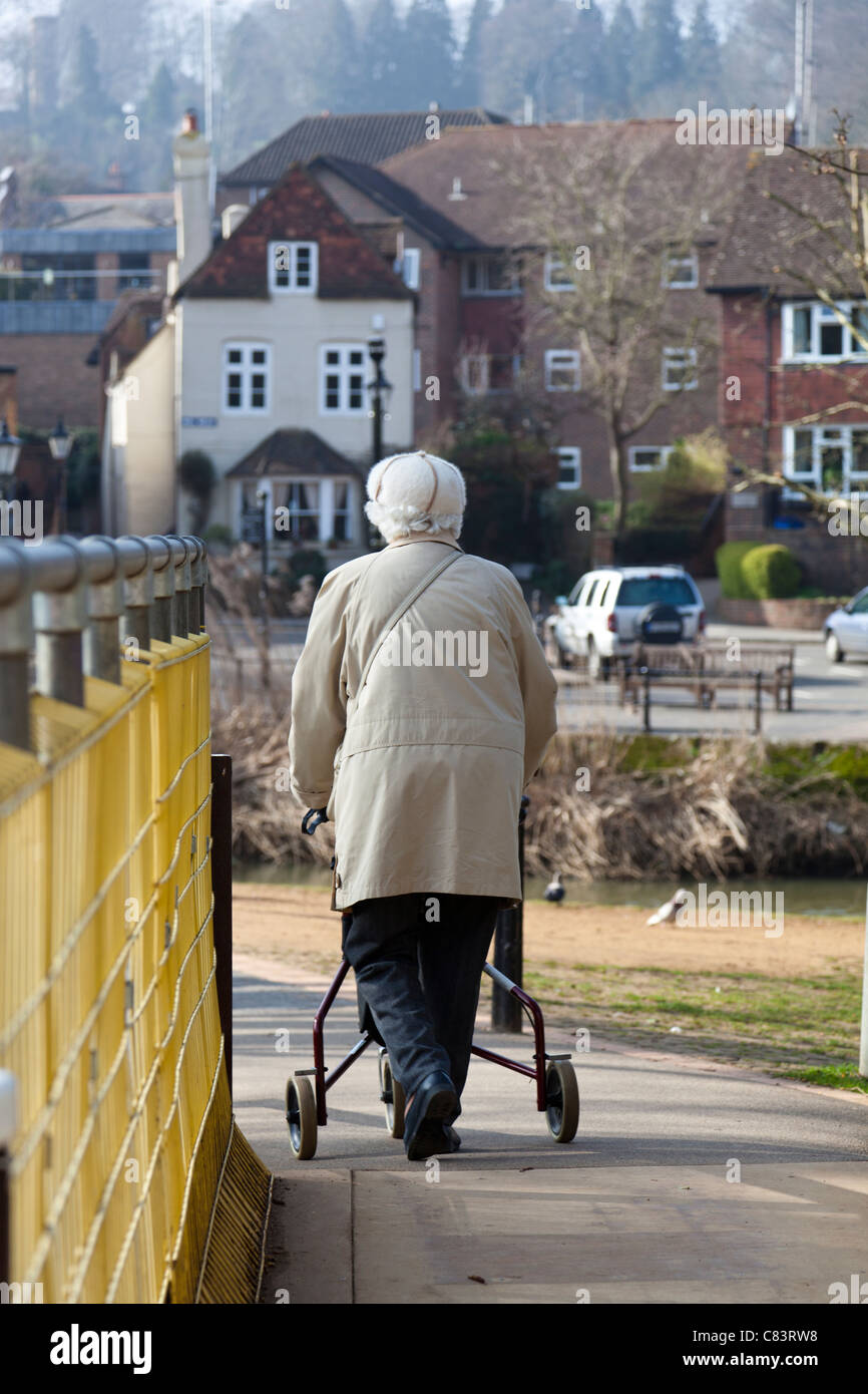 Old lady and zimmer frame hi-res stock photography and images - Alamy