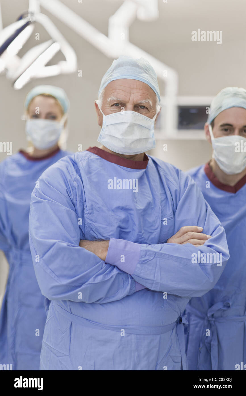 Doctors hi-res stock photography and images - Alamy