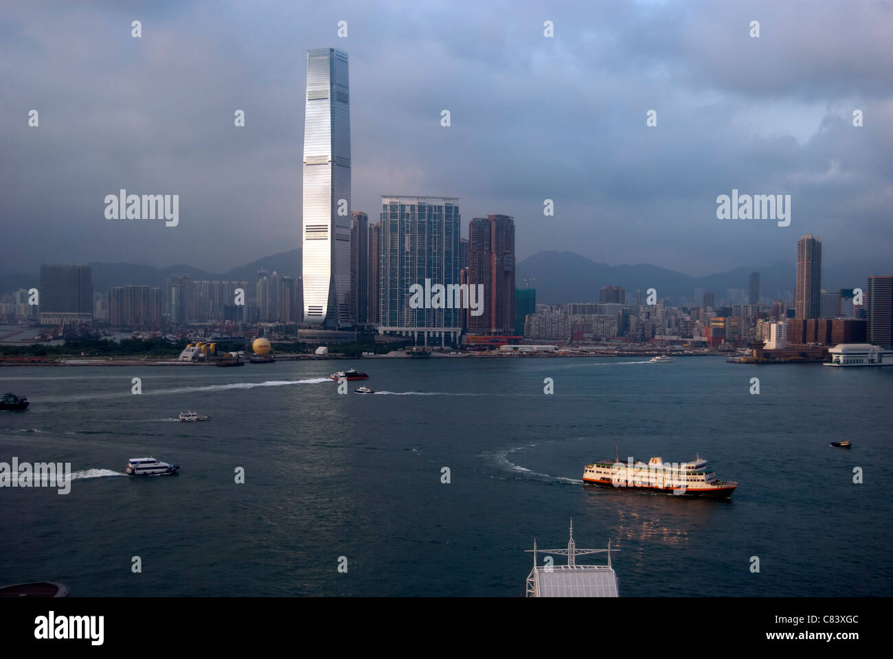 Kowloon and Victoria Harbour from Hong Kong Island Stock Photo - Alamy