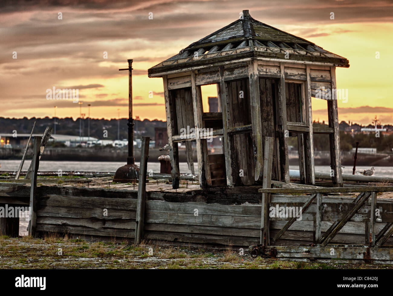 Vintage river mersey hi-res stock photography and images - Alamy