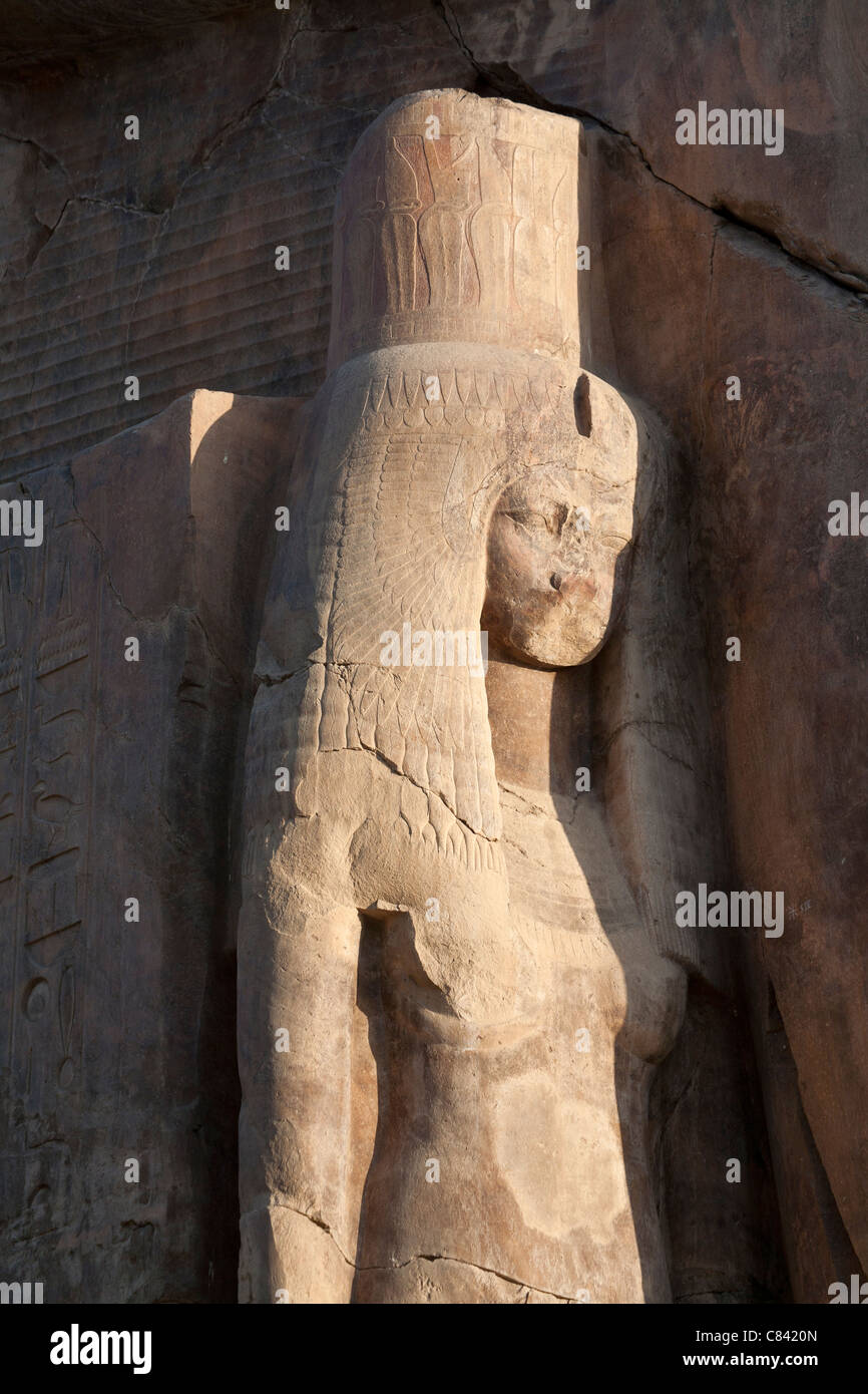 Queen tiye hi-res stock photography and images - Alamy