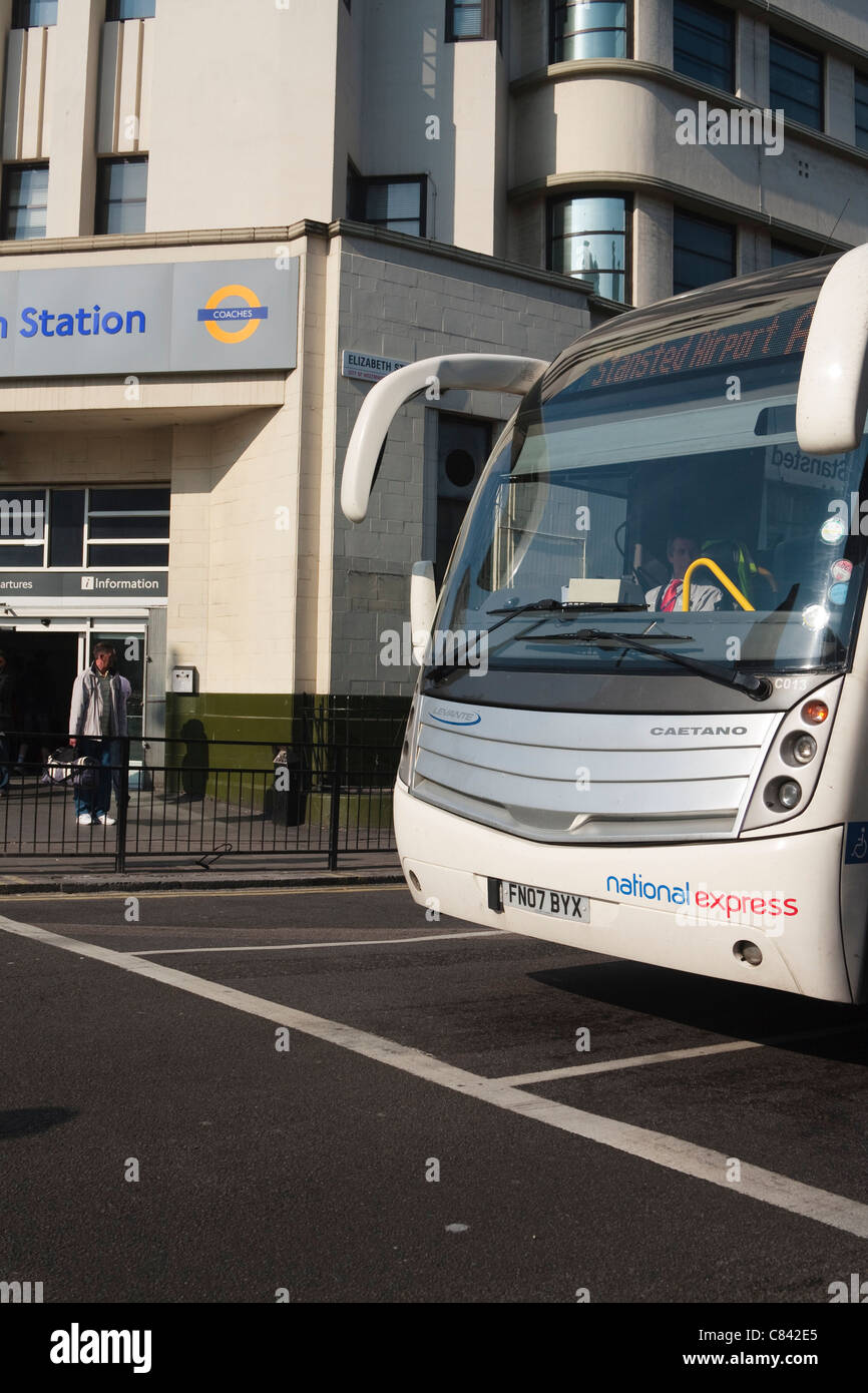 Coach station hi-res stock photography and images - Alamy