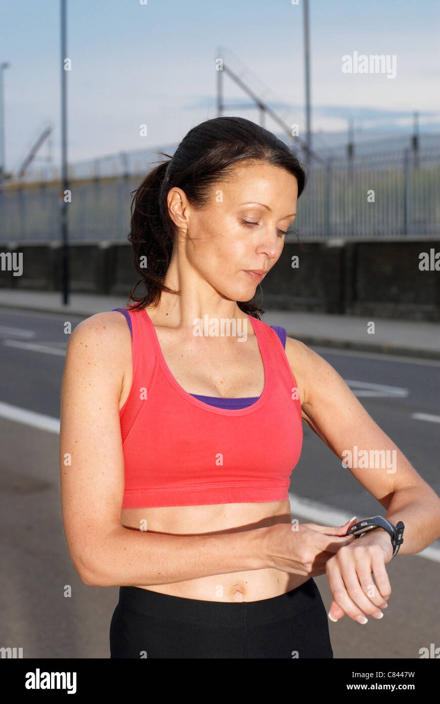 Runner stopwatch hi-res stock photography and images - Alamy
