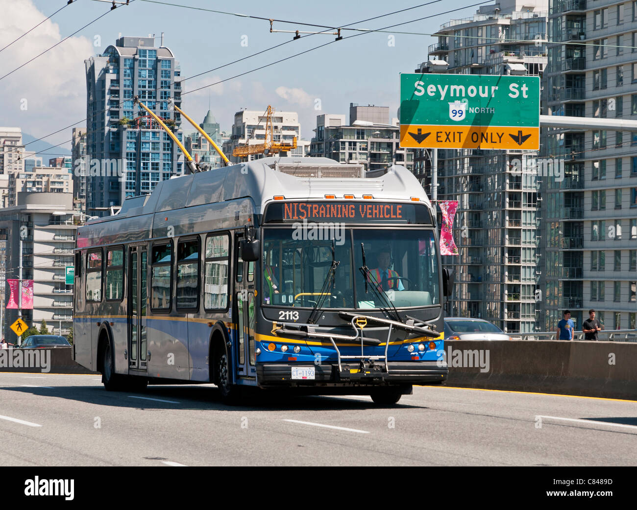 Vancouver public bus hi-res stock photography and images - Alamy