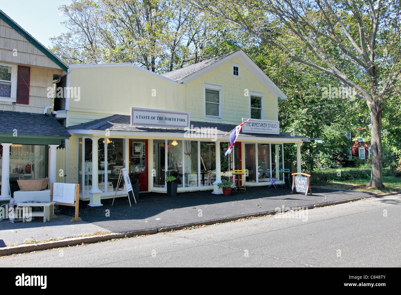 Peconic village hi-res stock photography and images - Alamy