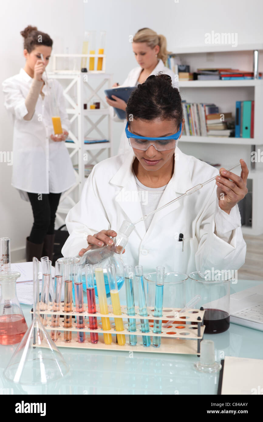 Students in a science lab Stock Photo - Alamy